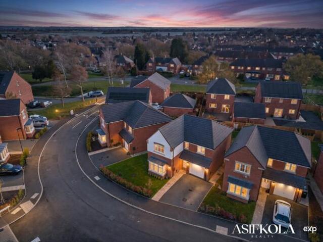 4 Bedroom House Sutton Coldfield Birmingham 101678370