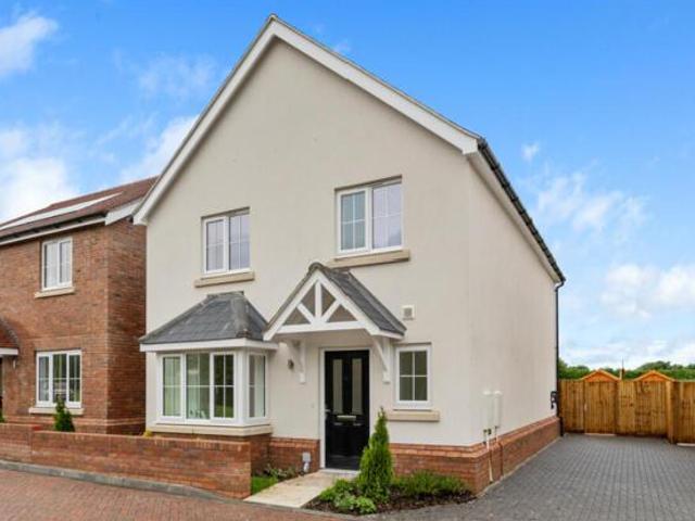 4 Bedroom House Suffolk Suffolk 98687729