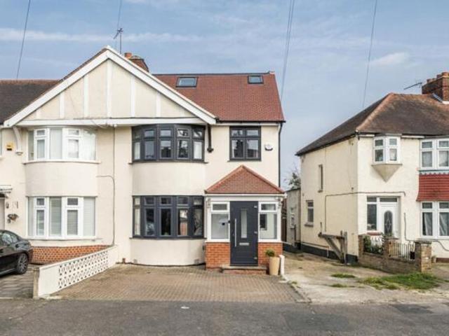 4 Bedroom House Surrey Greater London LS100540609