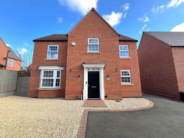 4 Bedroom House Swadlincote Derbyshire 102023806