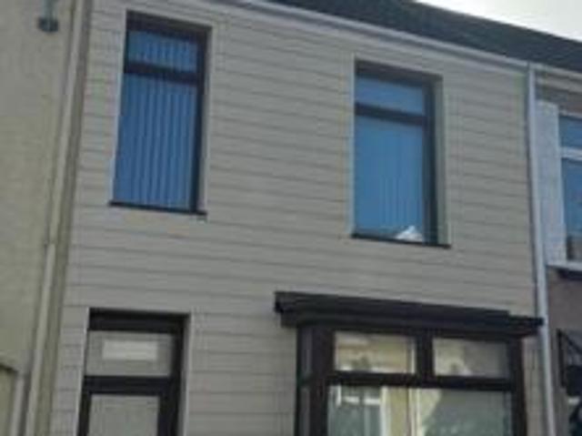 4 Bedroom House Swansea Swansea LS99523916