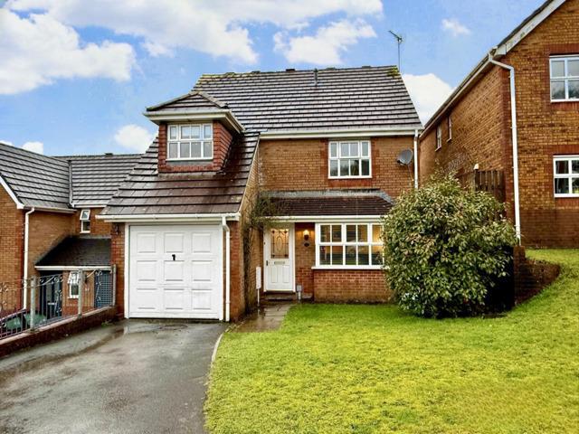 4 Bedroom House Swansea Swansea 100426178