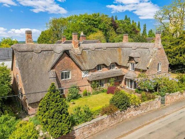 4 Bedroom House Swepstone Swepstone 98119183