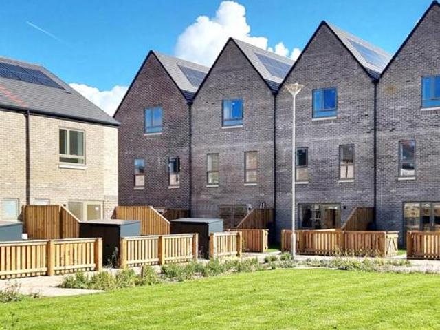 4 Bedroom House Swindon Wiltshire 99608083