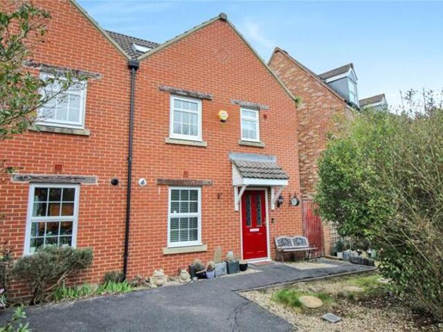 4 Bedroom House Swindon Swindon LS101677081