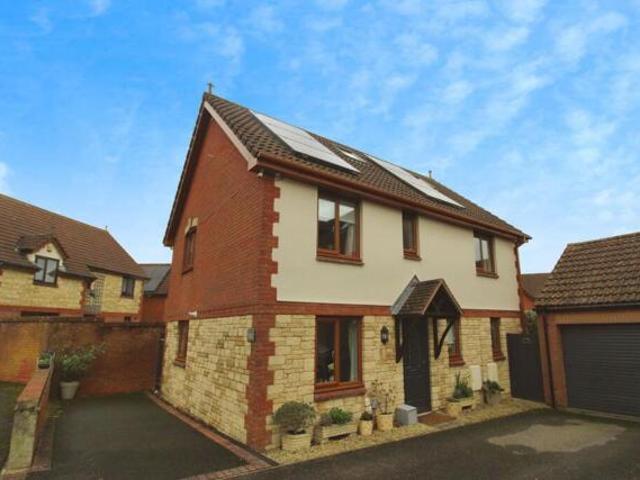 4 Bedroom House Swindon Swindon LS98477747