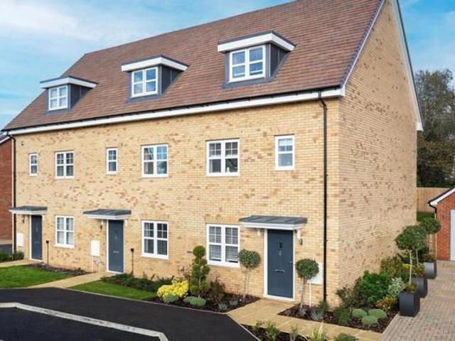 4 Bedroom House Potton Potton 101379138