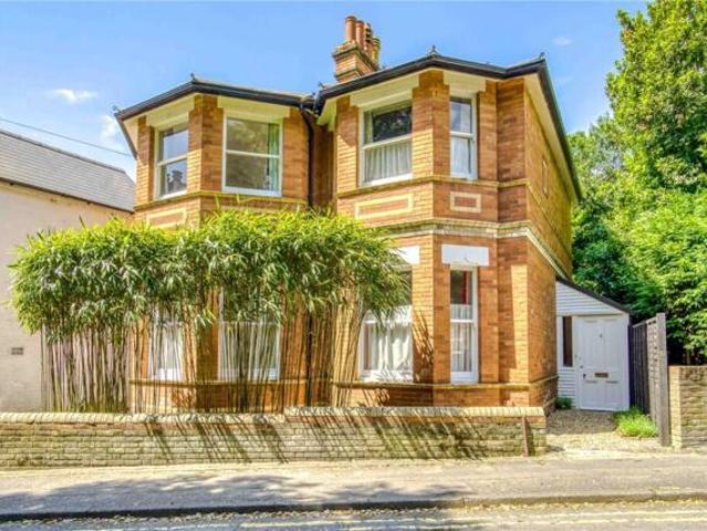 4 Bedroom House Poole Poole LS100649335