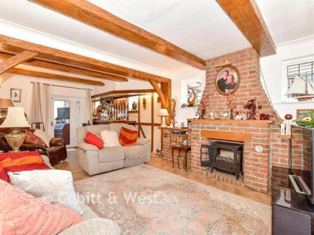 4 Bedroom House Portsmouth Hampshire 99437393