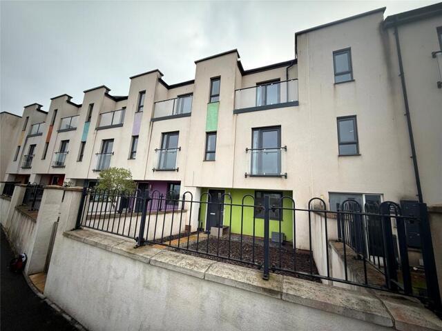 4 Bedroom House Paignton Devon 98026515