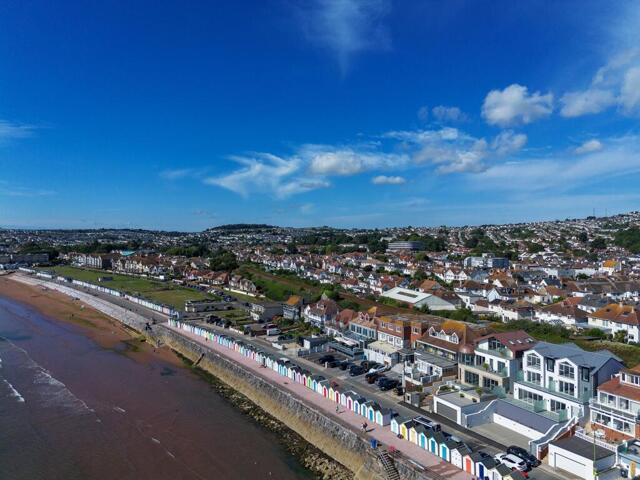 4 Bedroom House Paignton Devon 99344569