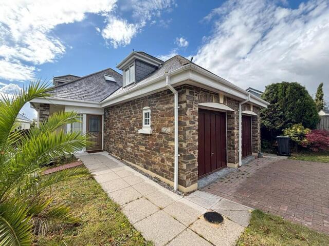 4 Bedroom House Paignton Devon LS99986449
