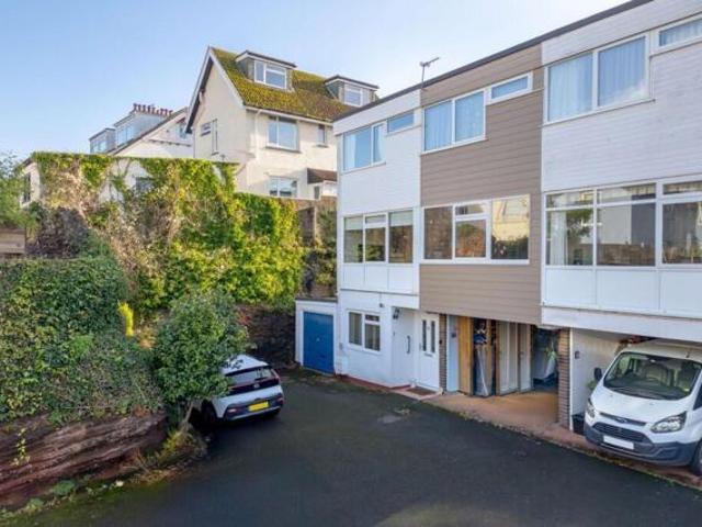 4 Bedroom House Paignton Devon LS100855089