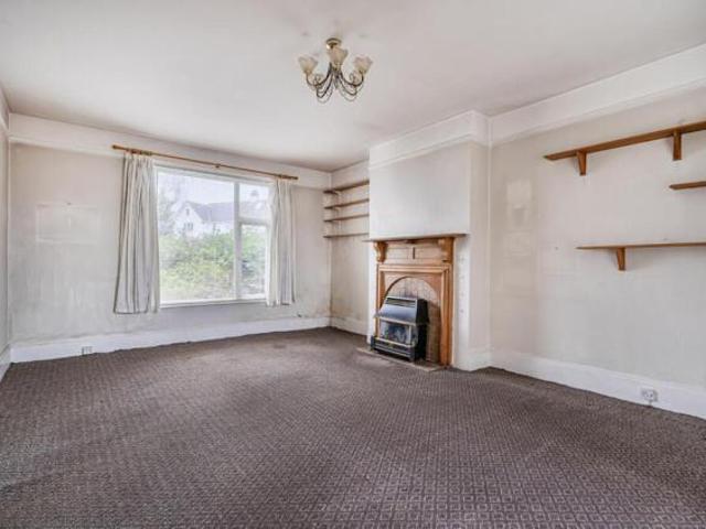 4 Bedroom House Paignton Devon LS101676838