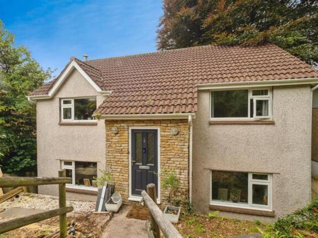 4 Bedroom House Paignton Torbay LS99688562