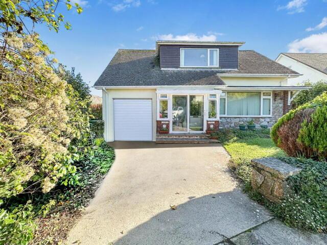 4 Bedroom House Paignton Torbay LS99986532