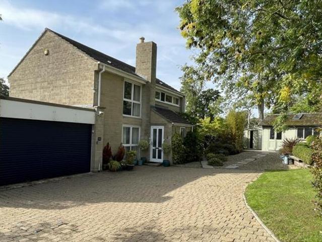 4 Bedroom House Painswick Gloucestershire 101931545