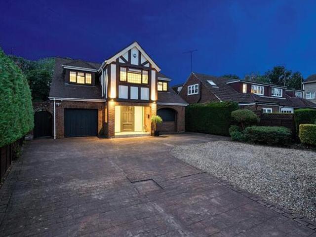 4 Bedroom House Park Street Park Street 98278405