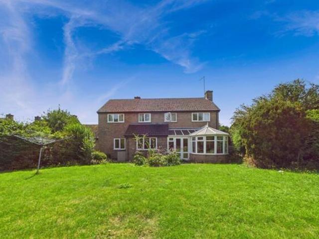 4 Bedroom House Peterborough Northamptonshire LS99277721
