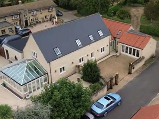 4 Bedroom House Peterborough Lincolnshire 98118987