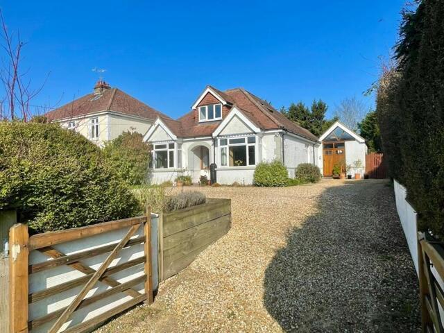 4 Bedroom House Petersfield Petersfield 100733936