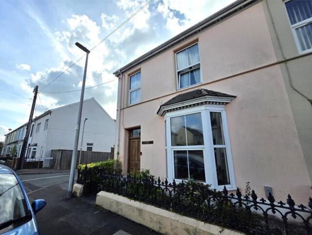 4 Bedroom House Pembroke Pembrokeshire 98765877