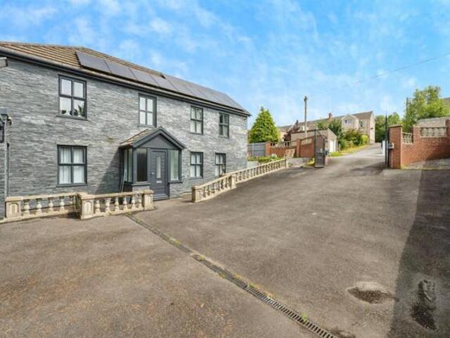 4 Bedroom House Peniel Green Peniel Green LS98930194