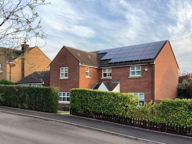 4 Bedroom House Penllergaer Penllergaer SWANSEA SA4 9HF 87766462