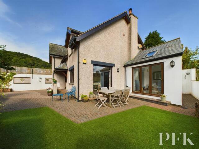 4 Bedroom House Penrith Cumbria LS101316107