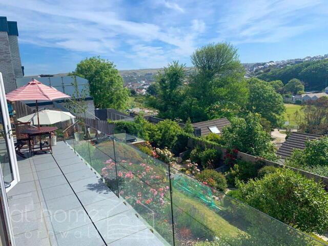 4 Bedroom House Perranporth Cornwall 100096742