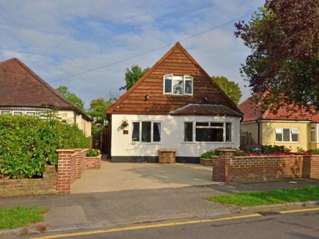 4 Bedroom House Pinner Greater London 99952093
