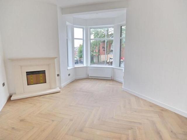 4 Bedroom House Prestwich Bury 100733510