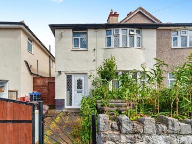 4 Bedroom House Prestatyn Denbighshire 98205143