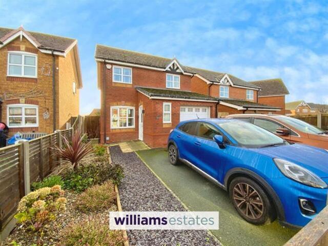 4 Bedroom House Prestatyn Denbighshire 99345182