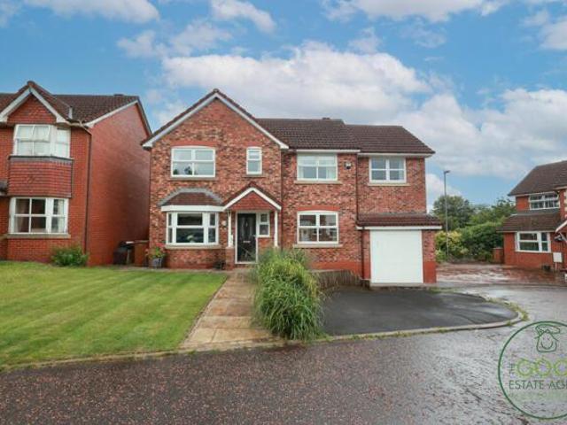 4 Bedroom House Preston Lancashire 99315376