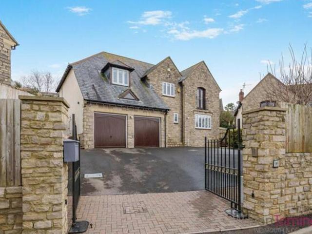4 Bedroom House Preston Lancashire 99952120