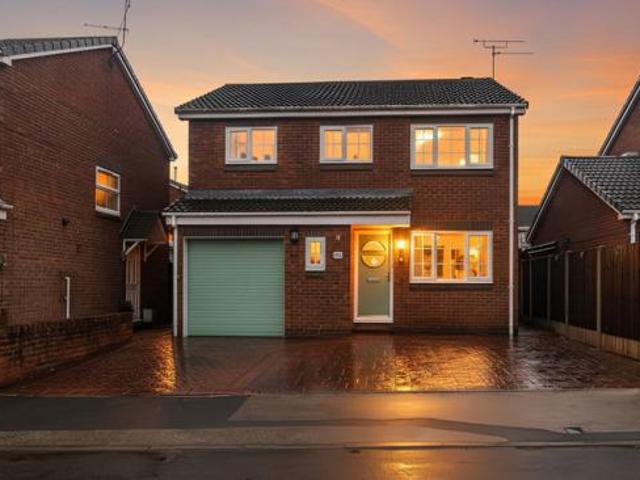 4 Bedroom House Rotherham Rotherham LS99054689