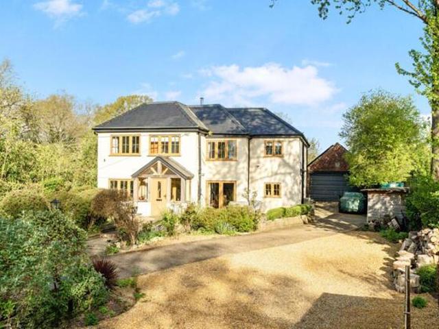 4 Bedroom House Romsey Hampshire 101675146