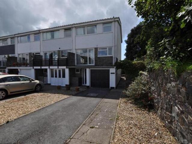 4 Bedroom House Rosemount Gardens Rosemount Gardens 99608435