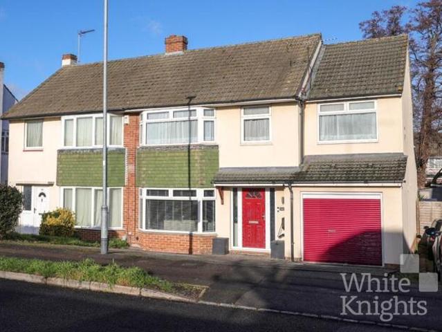 4 Bedroom House Reading Wokingham LS98503708