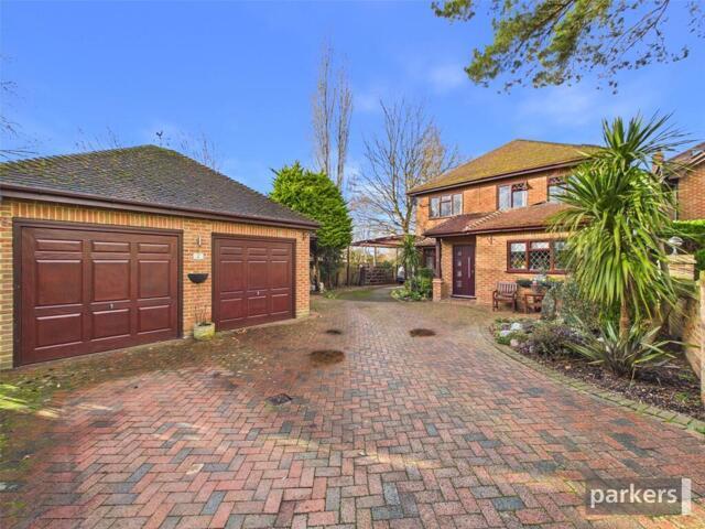 4 Bedroom House Reading Wokingham LS99290181