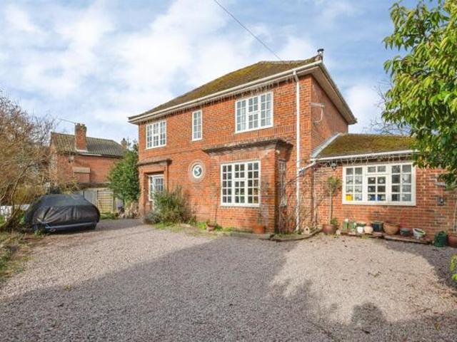 4 Bedroom House Reepham Norfolk LS101678243