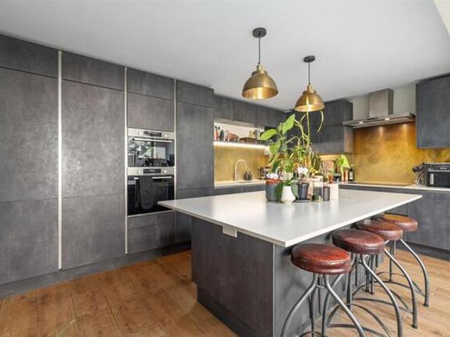 4 Bedroom House Rickmansworth Hertfordshire LS99344599