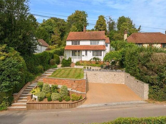 4 Bedroom House Rickmansworth Hertfordshire 100366527