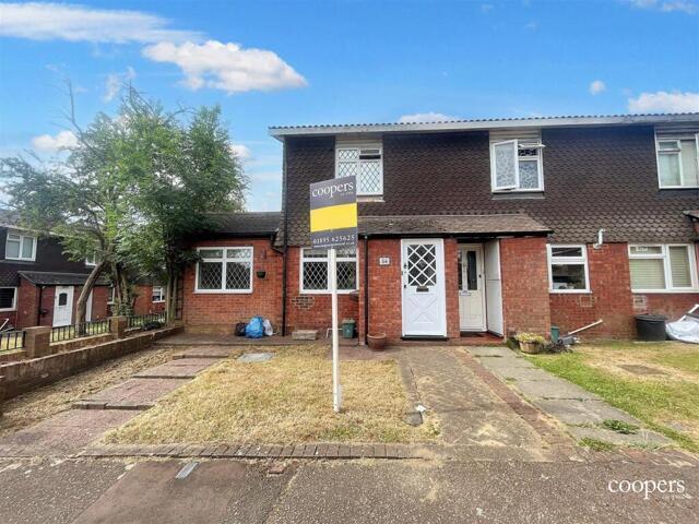 4 Bedroom House Ruislip Greater London 101278106