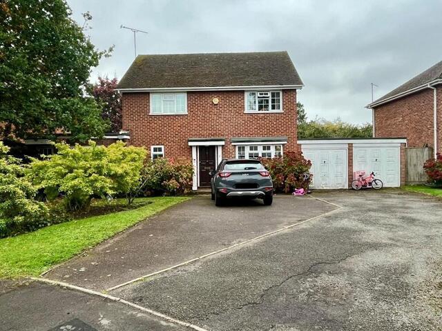 4 Bedroom House Wokingham Berkshire 100132357