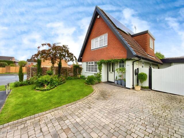 4 Bedroom House Wolverhampton Wolverhampton LS101278172