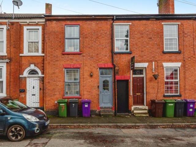 4 Bedroom House Wolverhampton Wolverhampton LS99054738