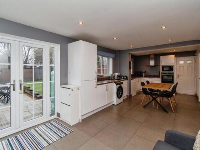 4 Bedroom House Wolverhampton Wolverhampton 100096899