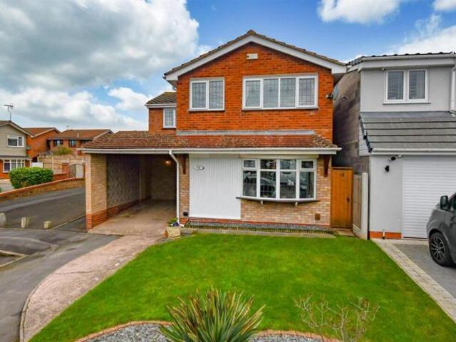 4 Bedroom House Wombourne Wombourne LS99926076